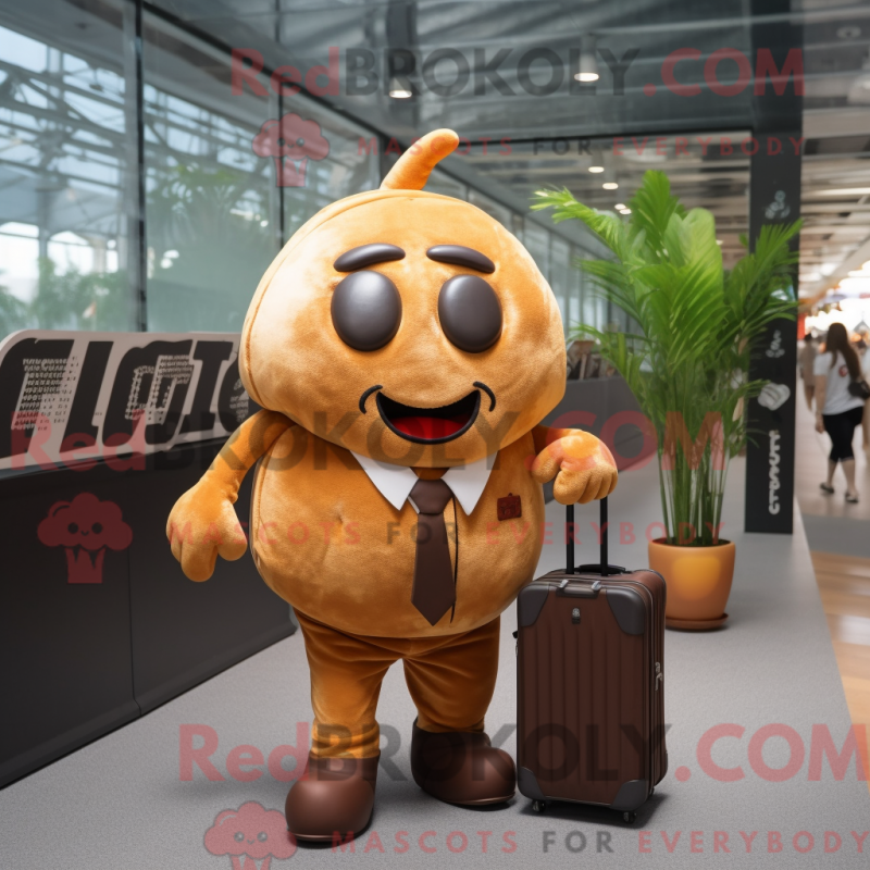 Personnage de costume de mascotte de pomme de terre rouille habillé d ...